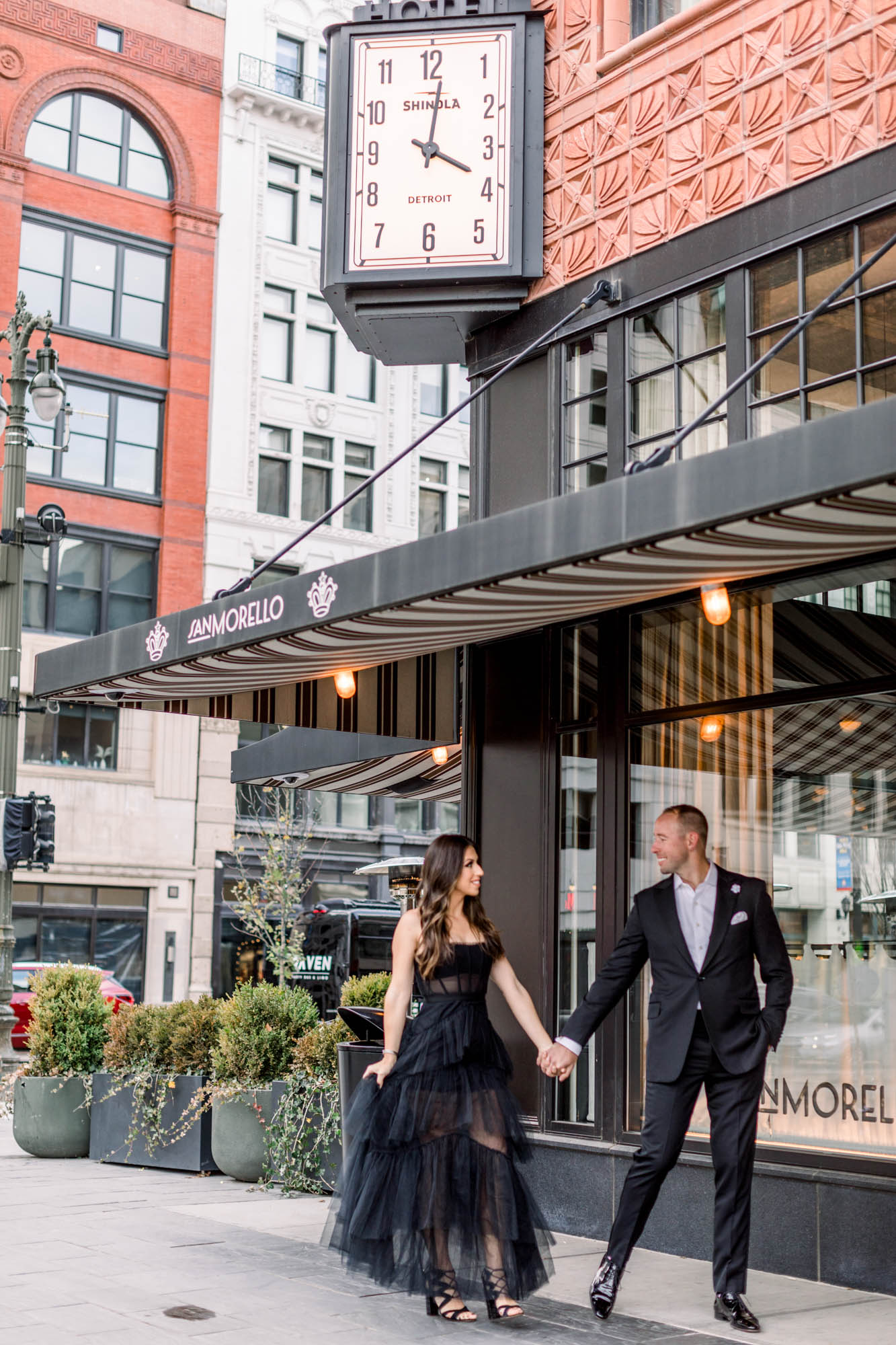 Downtown Detroit Engagement Session - Victoria & Ben - mallorytahy.com